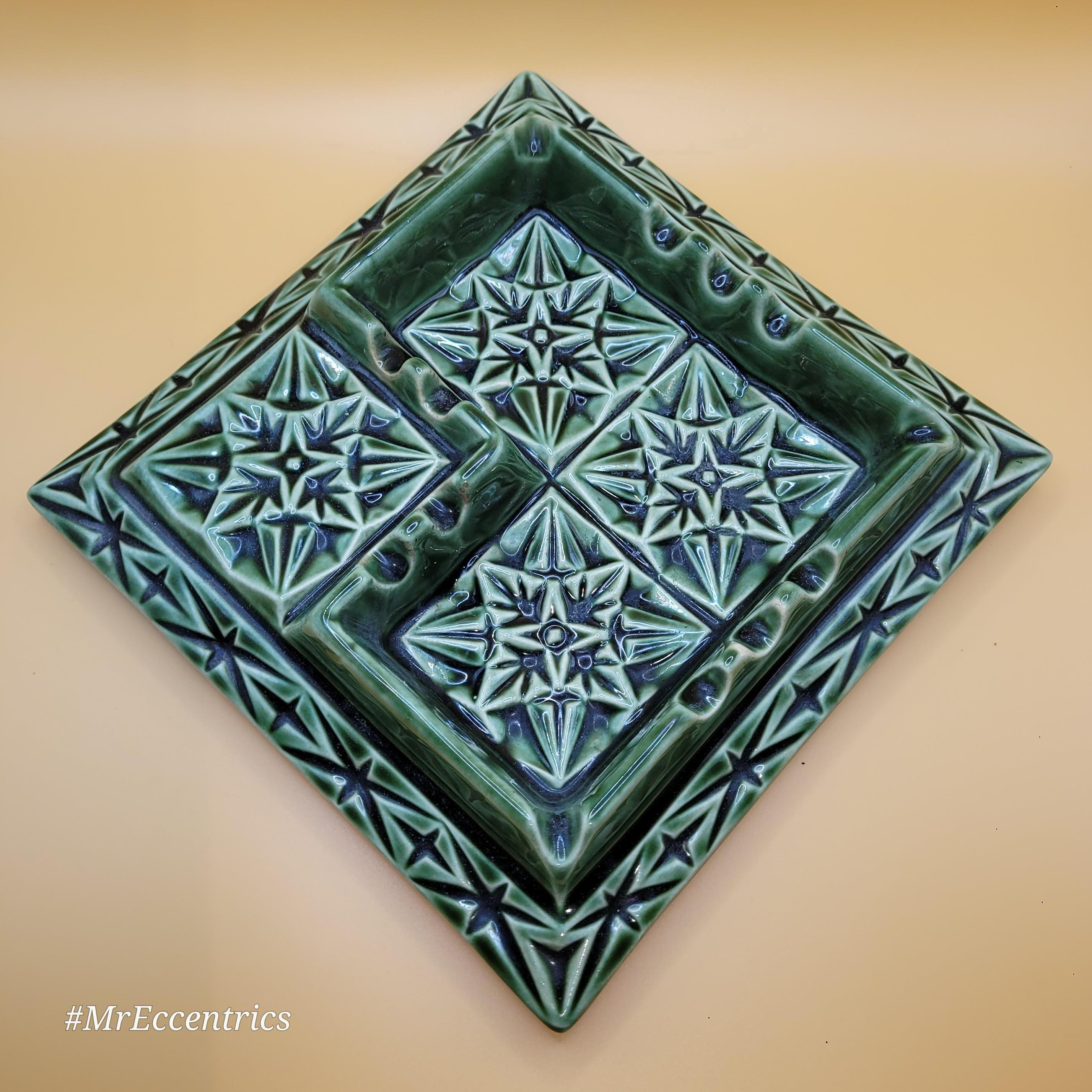 Vintage Mcm Atomic Starburst Emerald Green Ceramic Ashtray