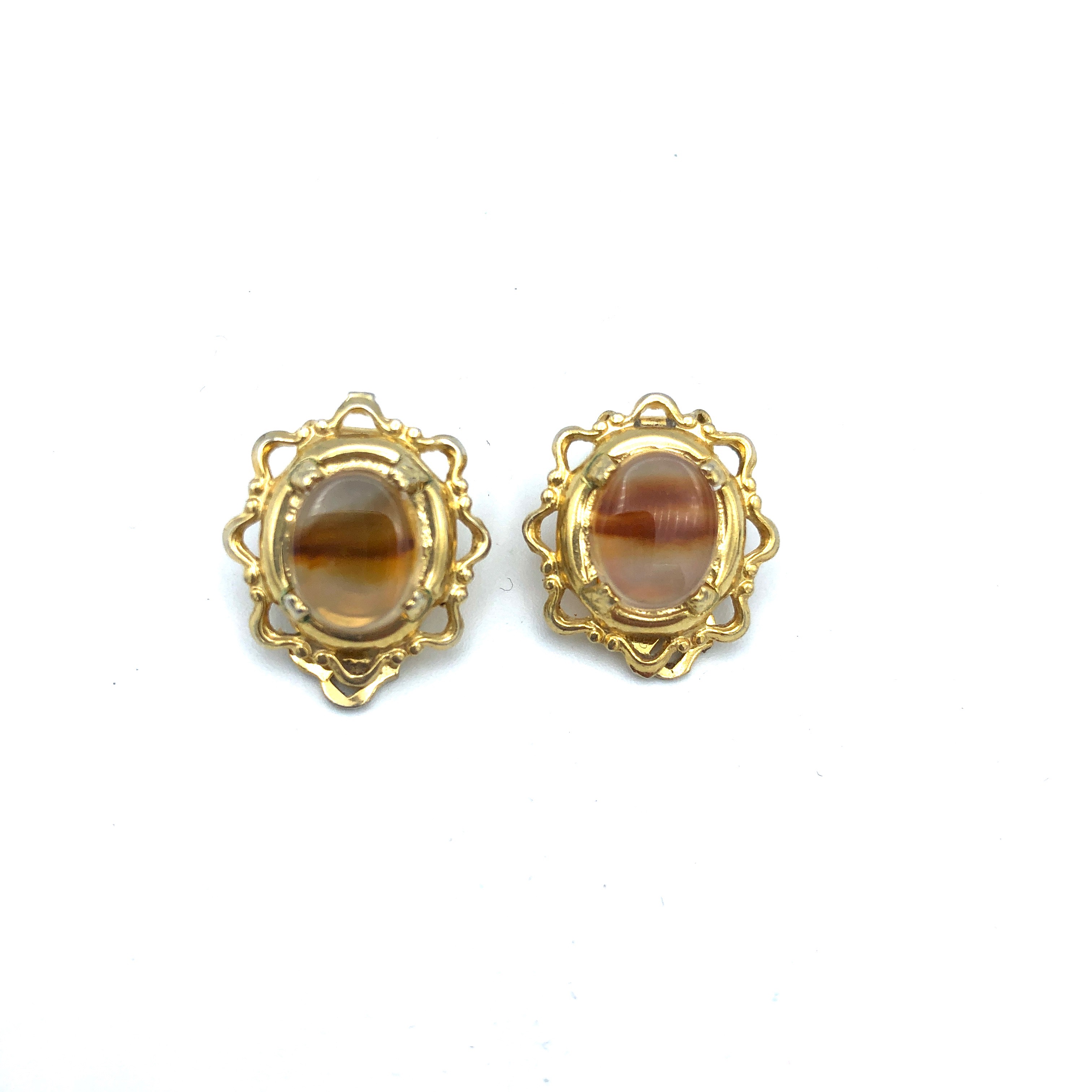 Dainty Agate Earrings, .75" x 5/8" Gold Tone Clips