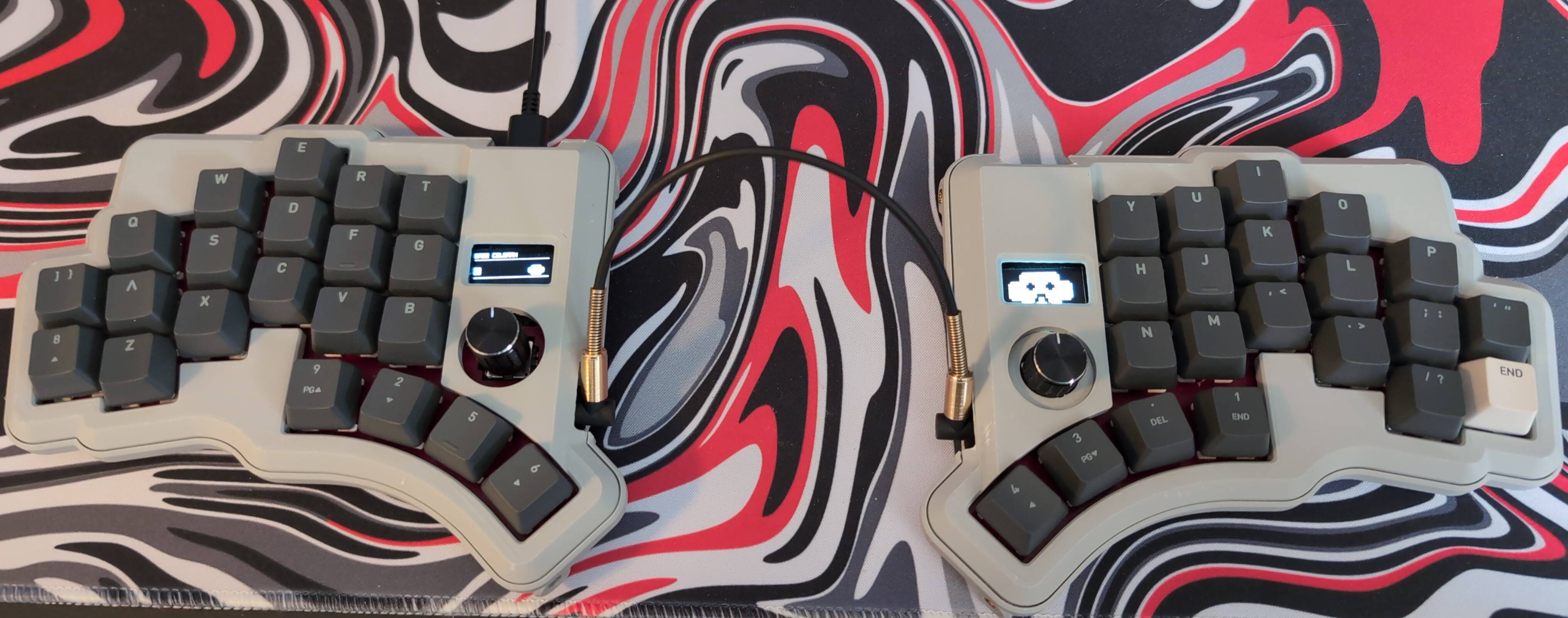 KLOR Polydactyl split keybaord