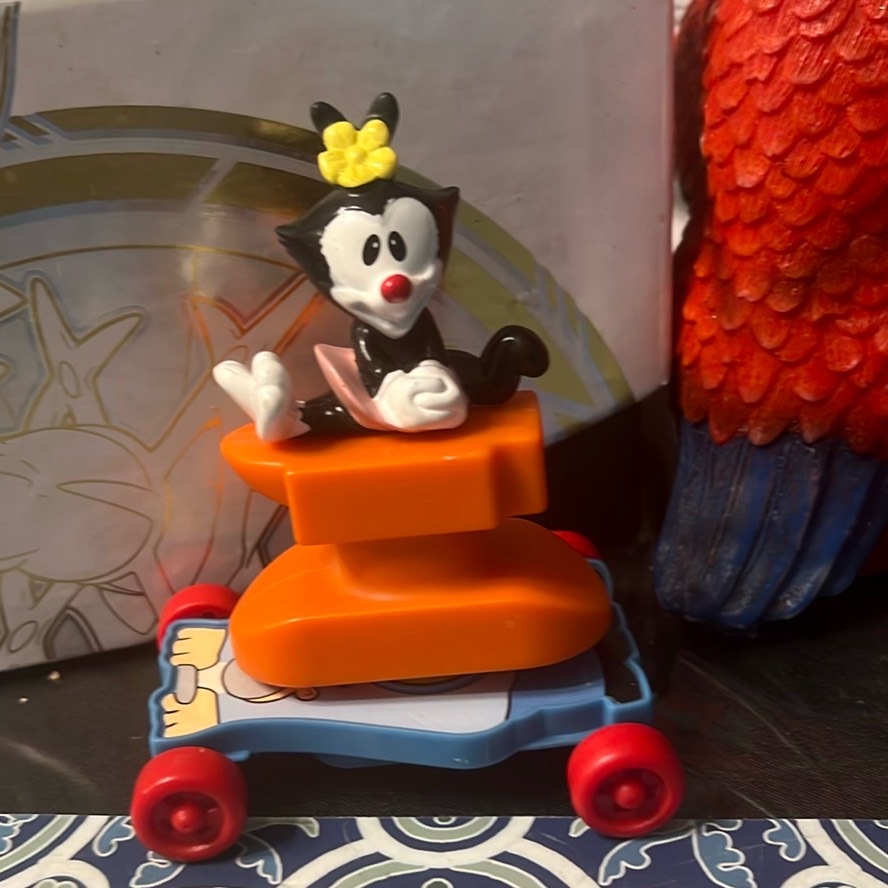 Animaniacs McDonald's Dot Anvil Ralph T Guard Warner Bros