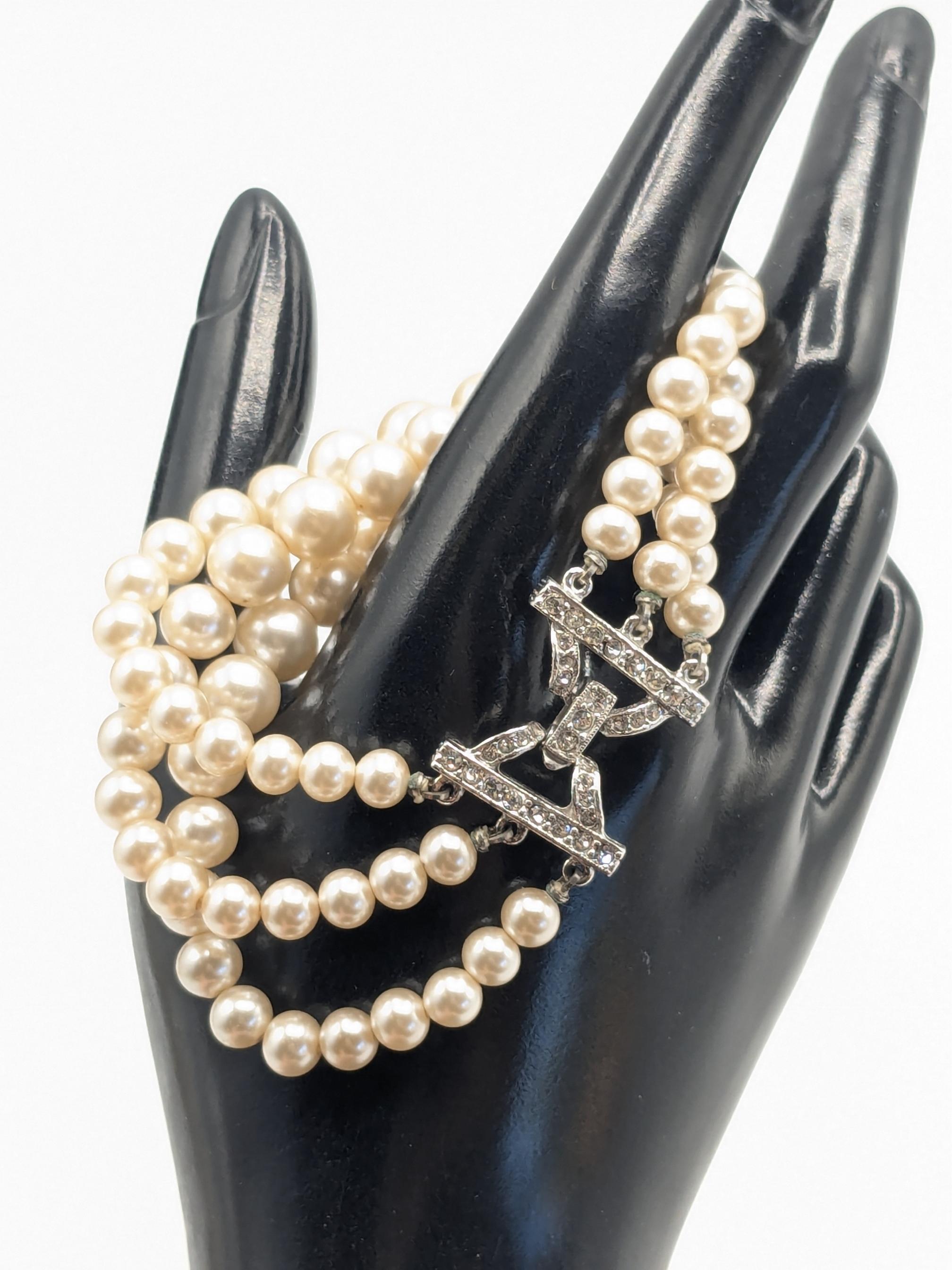 Vintage Marvella Faux Pearl Bracelet with Rhinestone Clasp Silver Tone