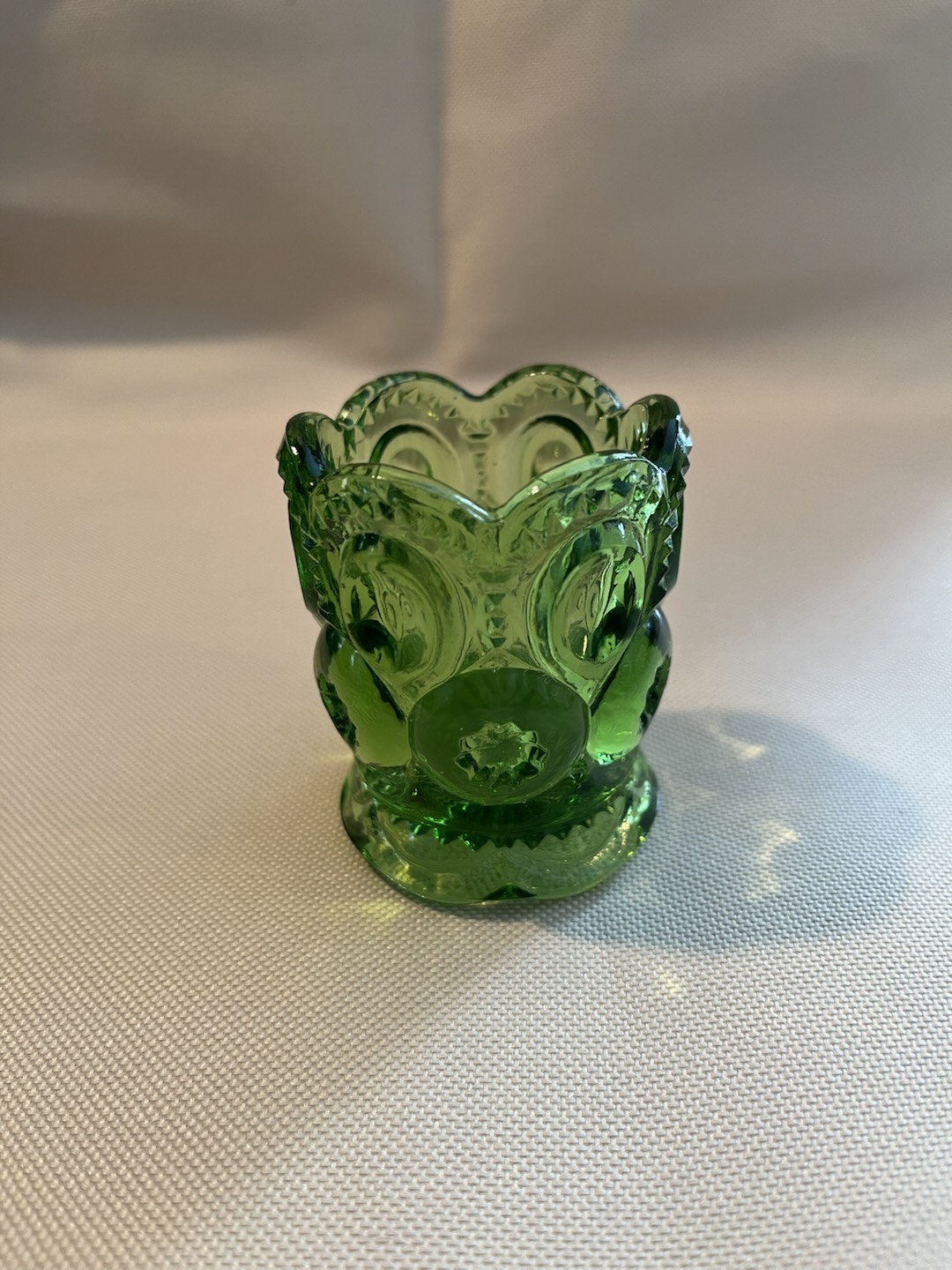 Vintage L. E. Smith Emerald Green Moon And Stars Toothpick Holder