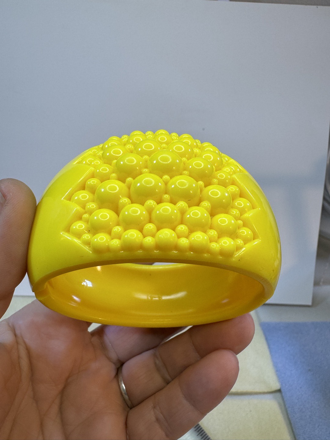 Awesome Plastic Yellow Clamper Bangle Bracelet -great Used Condition