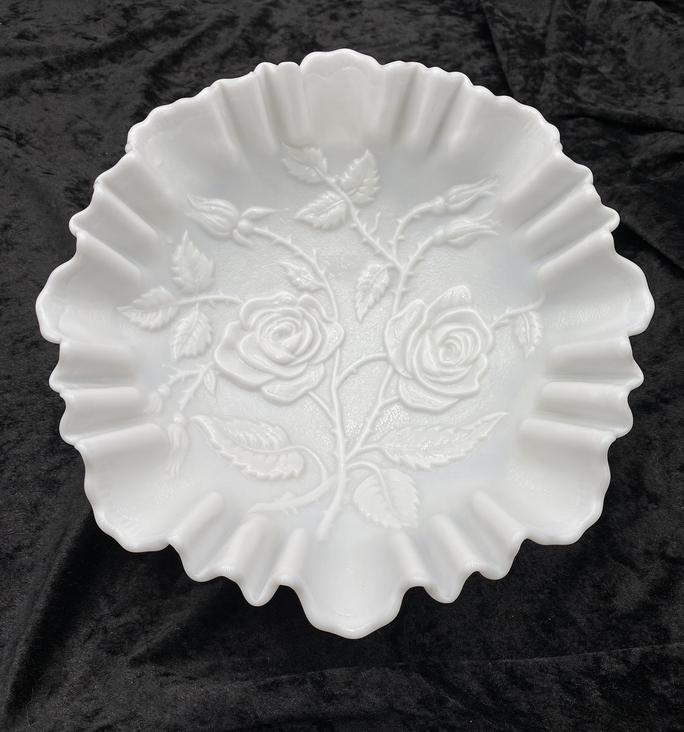 Vtg. Imperial Glass Rose Milk (Doeskin-Satin) Round Bowl, Open Rose ...