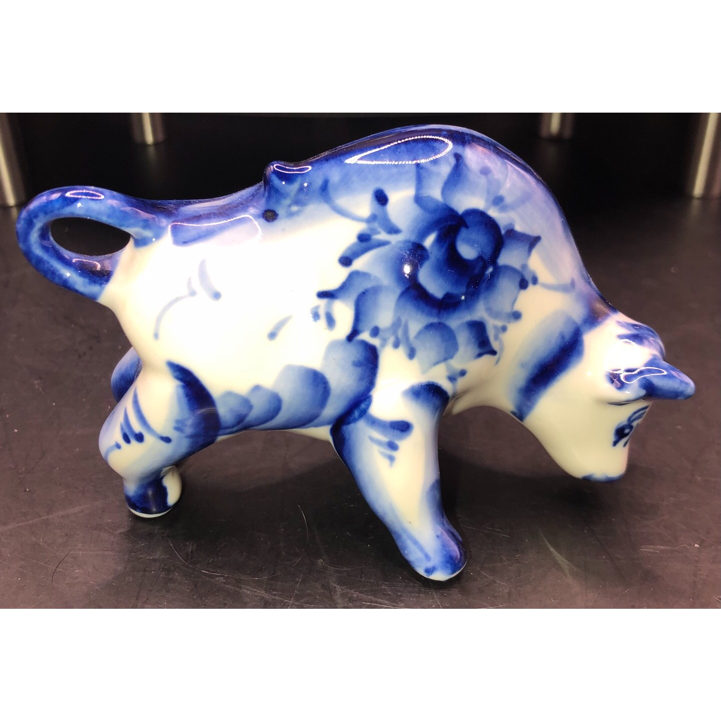 #18 - Ghzel Pottery, Made In Russia-Bull