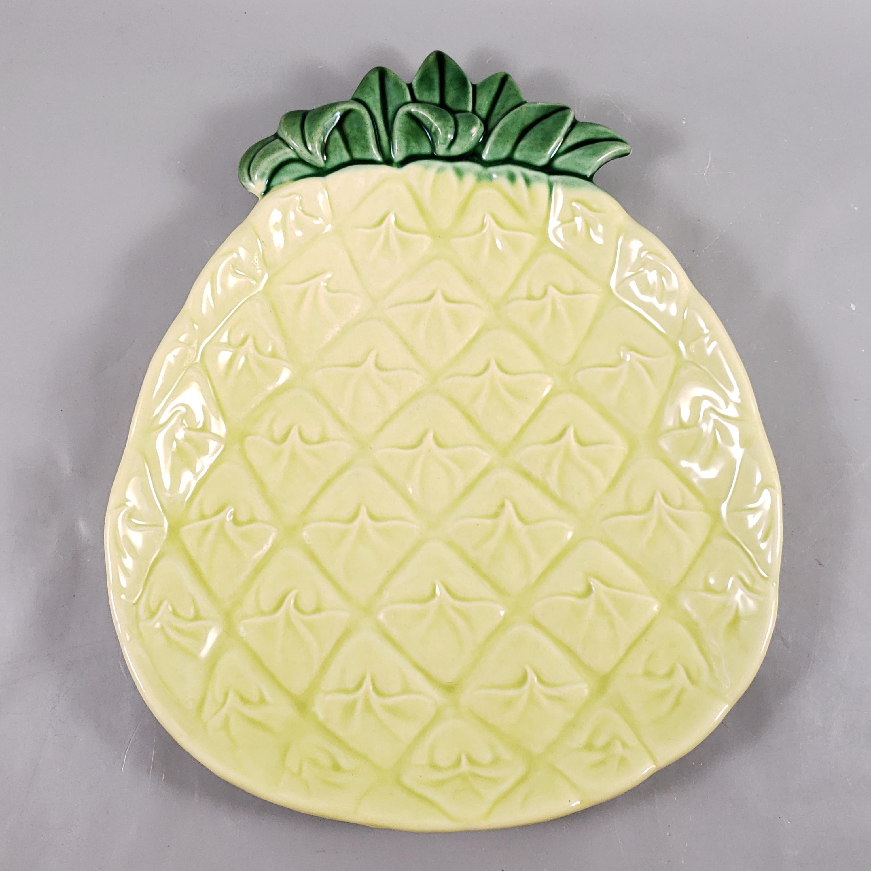 Vintage CEMAR POTTERY California Ceramic PINEAPPLE Shaped Plate 825