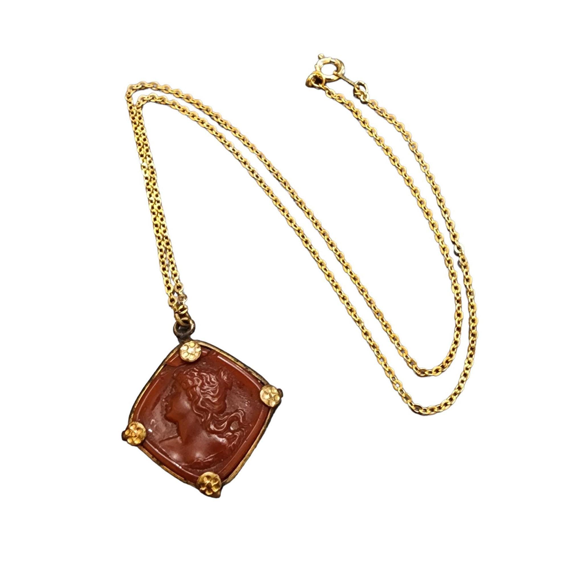 Antique Wonderful Intaglio Glass Pendant on Newer Chain Necklace (A2100)