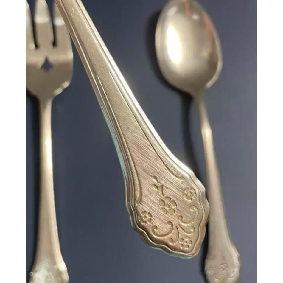 Vintage Oneida Flatware Lakewood Pattern Meat Fork Serving Spoon ...