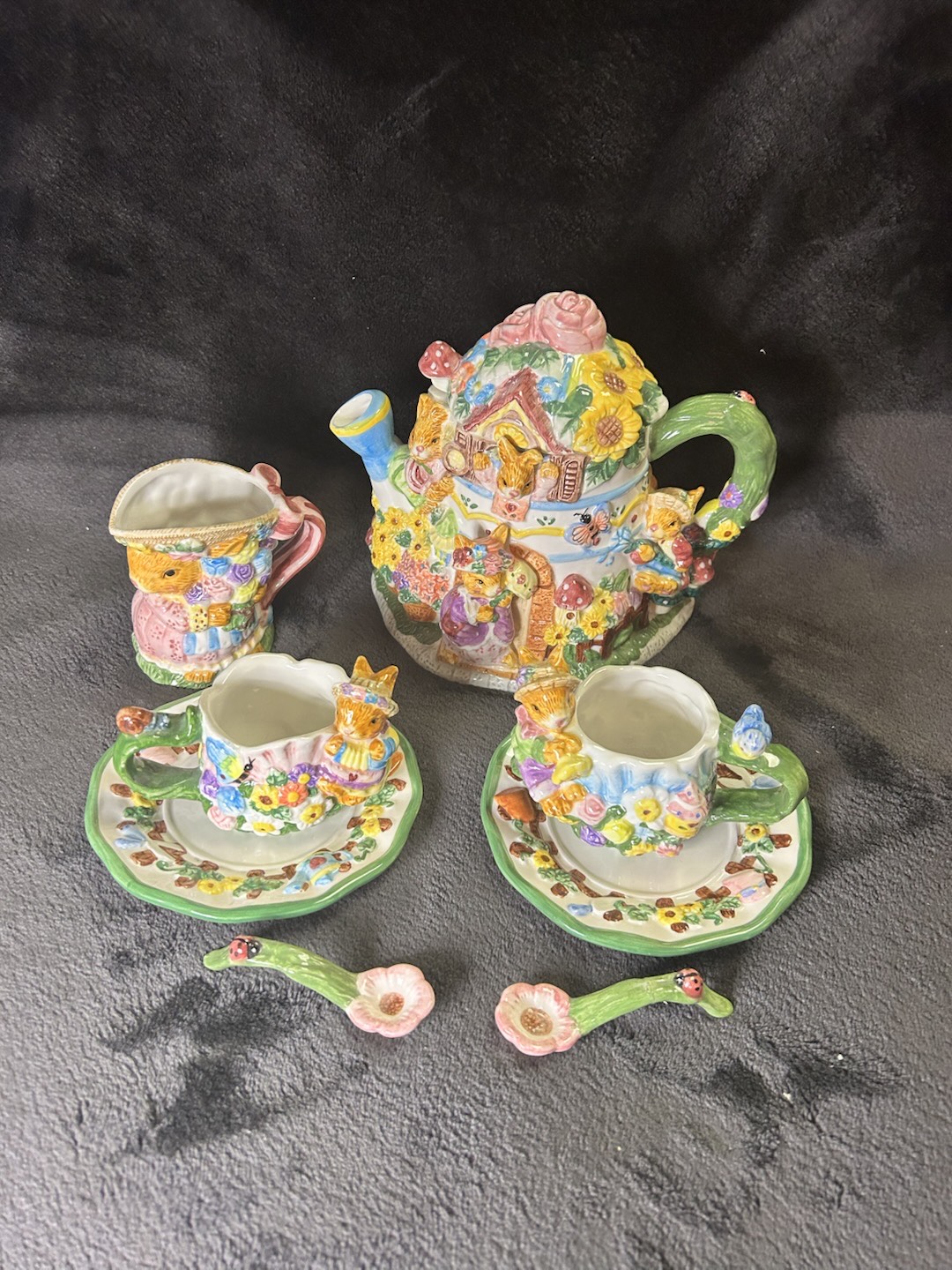 Vtg 1999 Mercuries Spring Bunny Teapot W/ Creamer & Tea Cups 9pcs Pristine