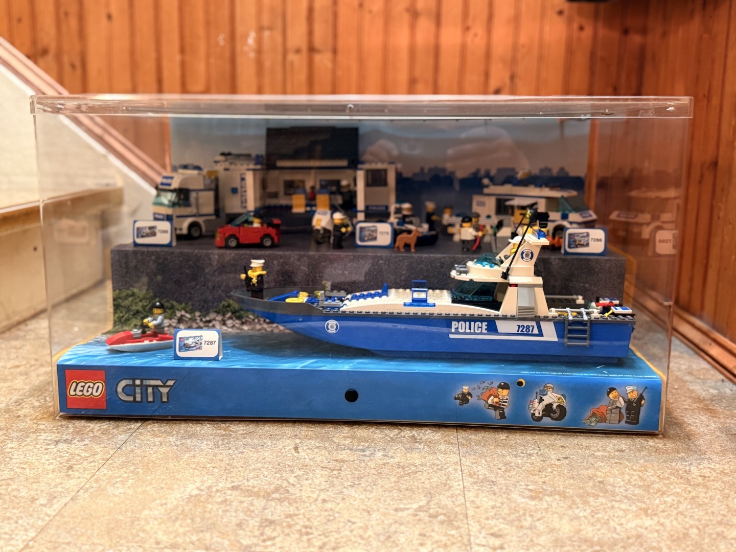 LEGO CITY DISPLAY CASE POLICE 7287 7286 7279 7288 BOAT TRUCK VAN CAR ...