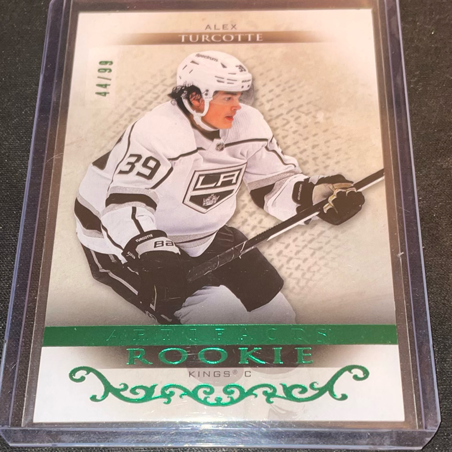 Alex Turcotte Rookie Artifacts Emerald Parallel