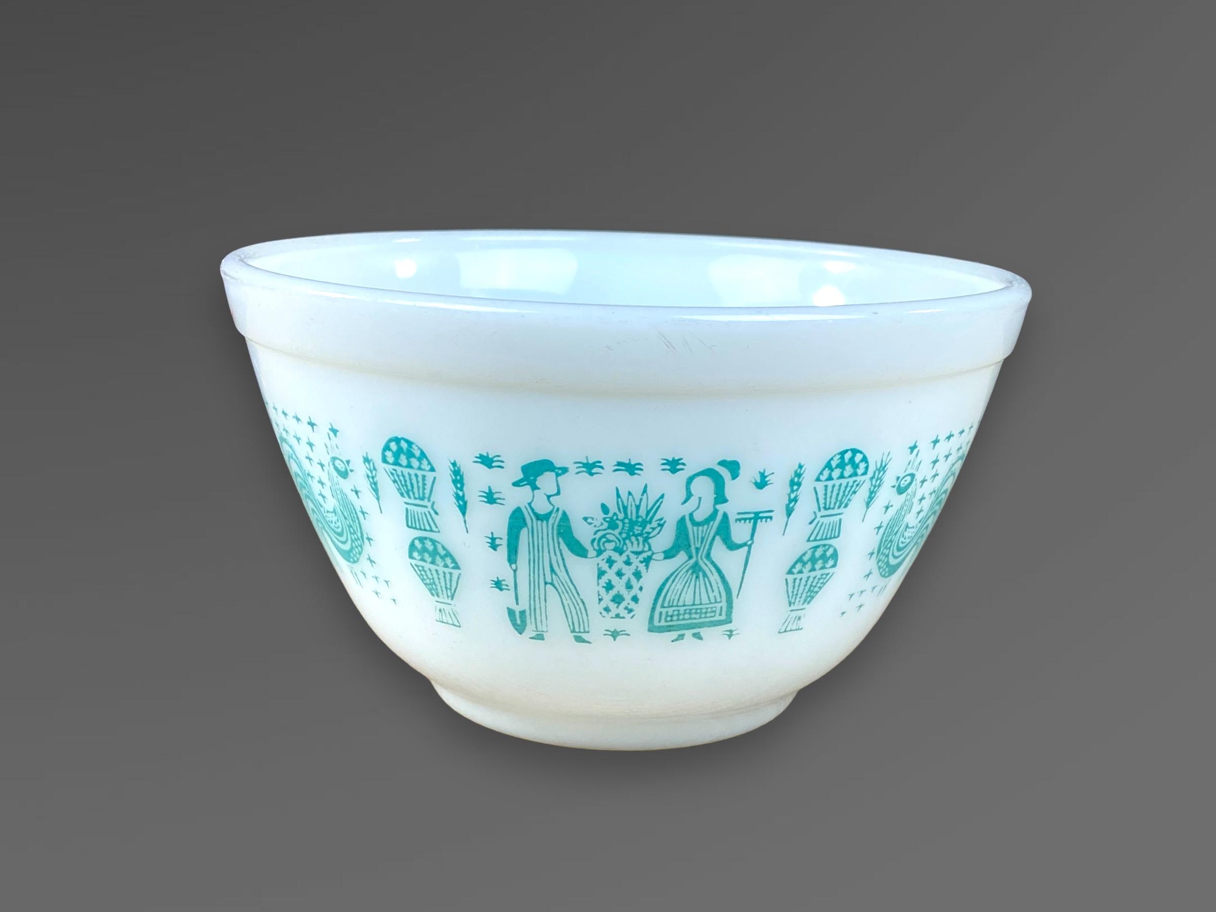 Vintage Pyrex Amish Butterprint Small Bowl 401
