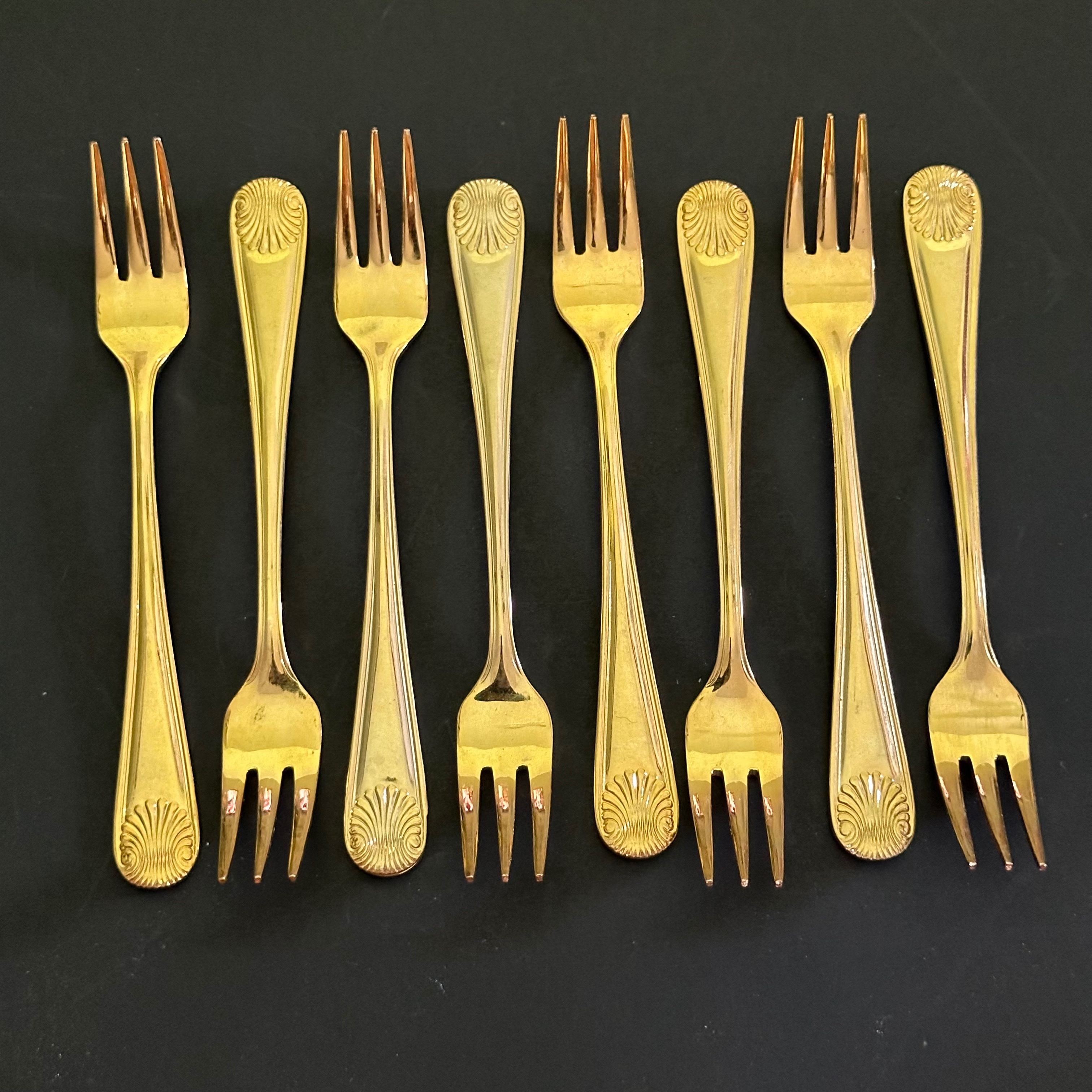 8 Gold Plated Seafood Forks Shell Fan Pattern Stainless Steel Flatware ...