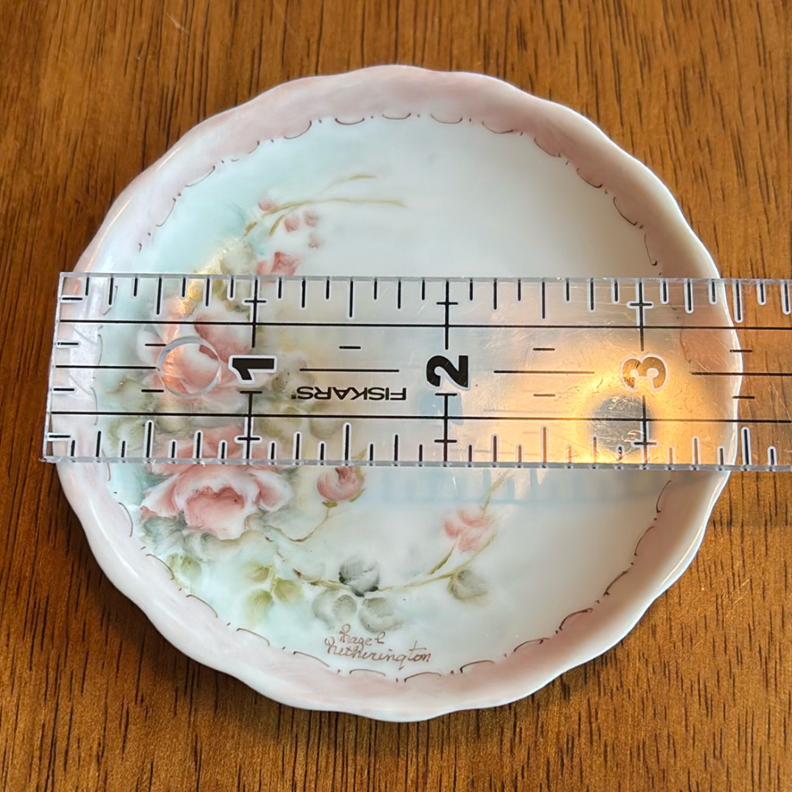 Butter Pat 3.5” Hazel Hetherington