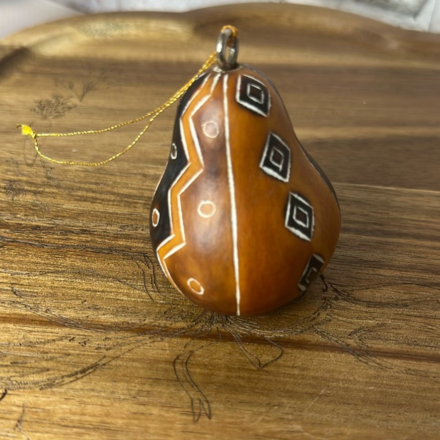 Minnie 2.5” Small Etched Gourd Ornament.