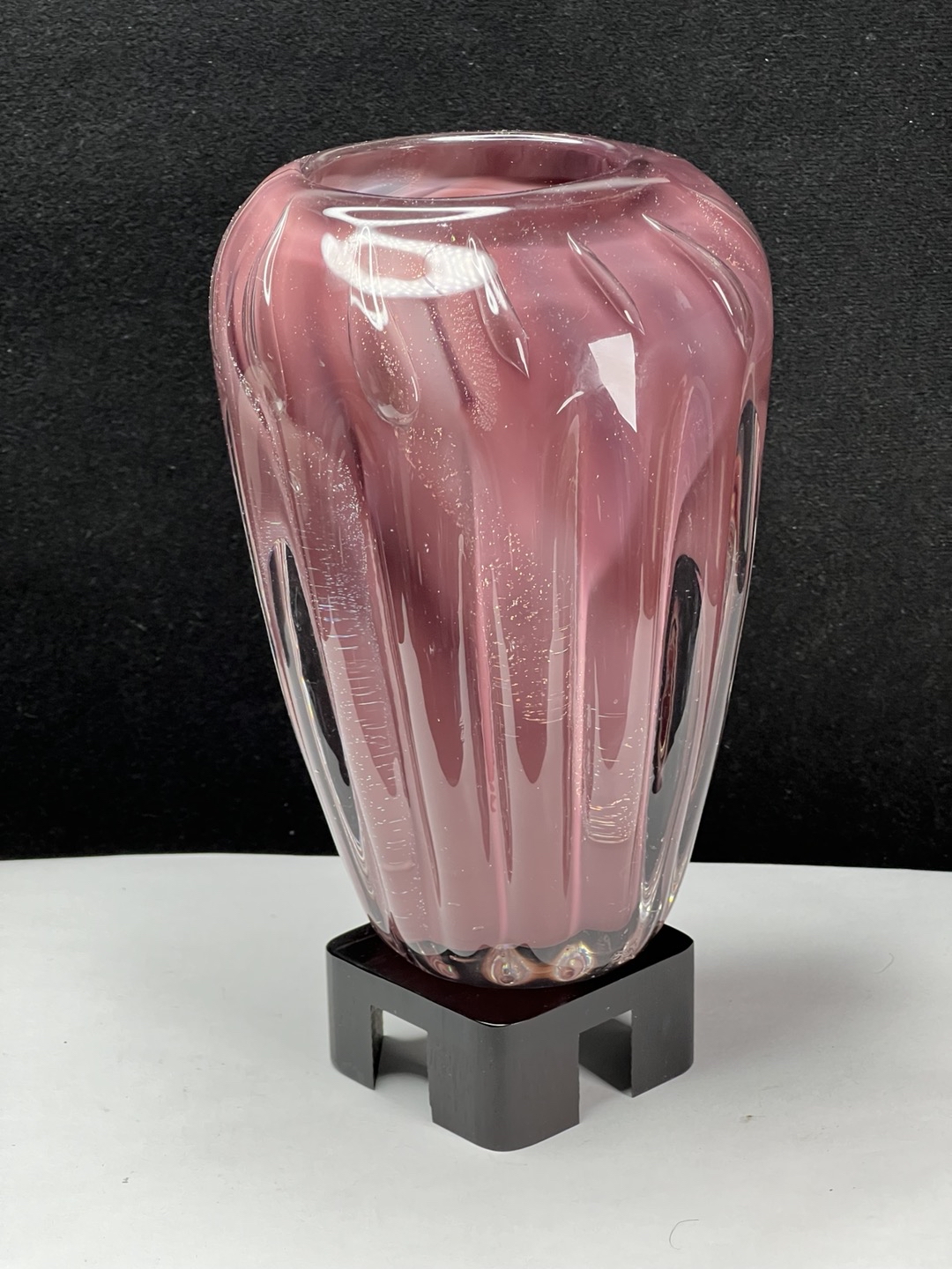 #04 - Purple Meryl Wolper Art Glass Vase