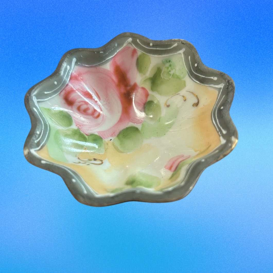 Small Porcelin Footed Dish 3” X 1”