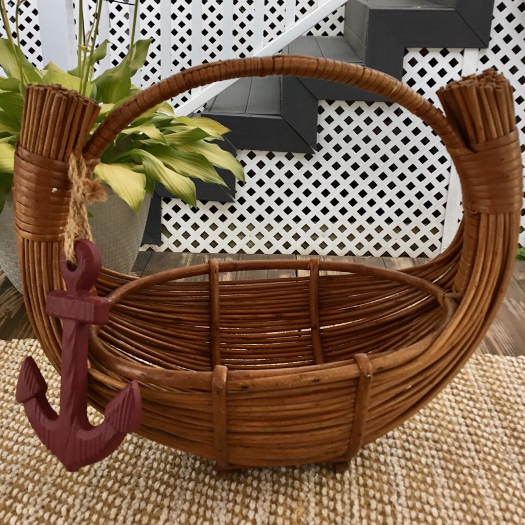 Z.Bamboo Boat Shape Basket