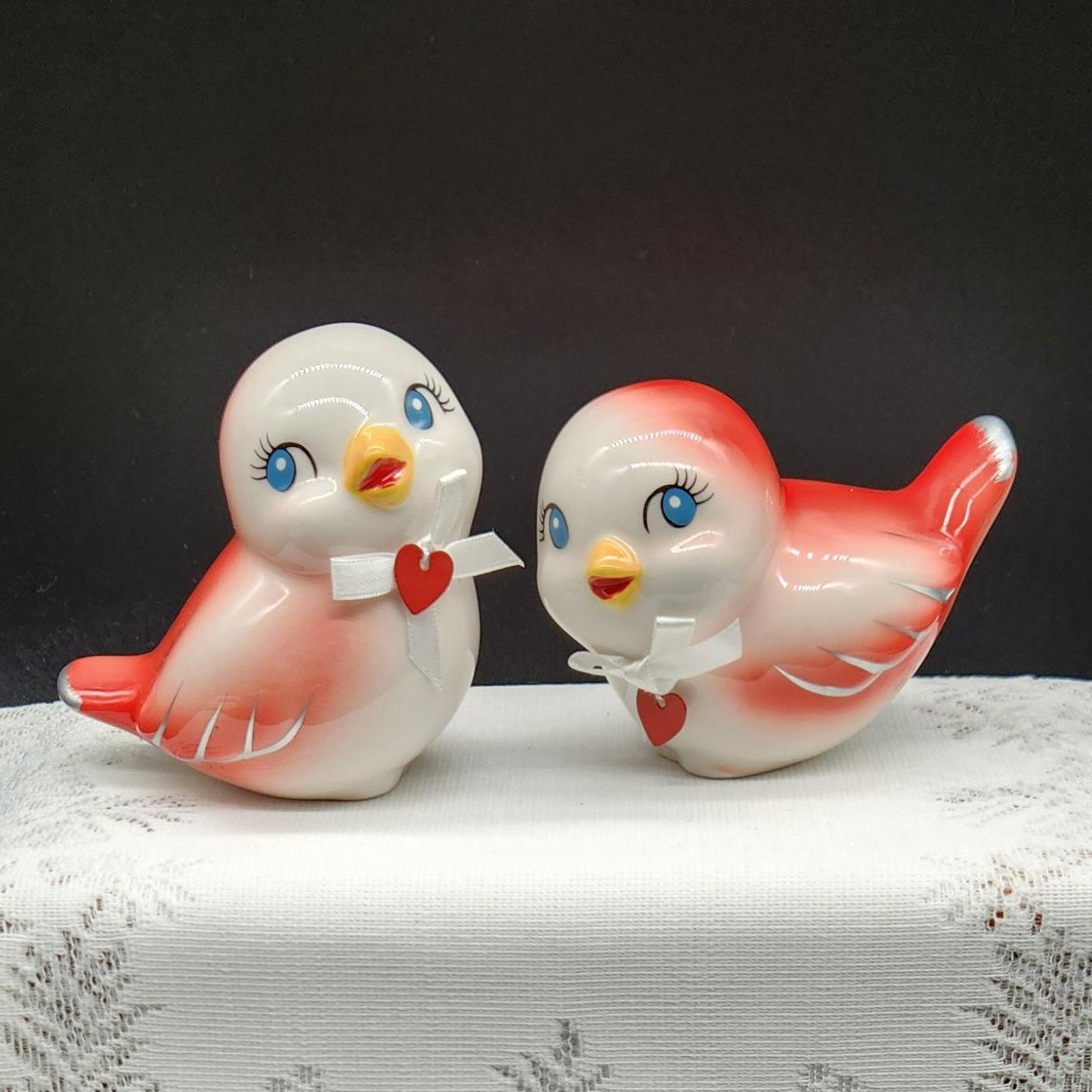 TARGET SPRITZ Valentines Day Ceramic Love Birds
