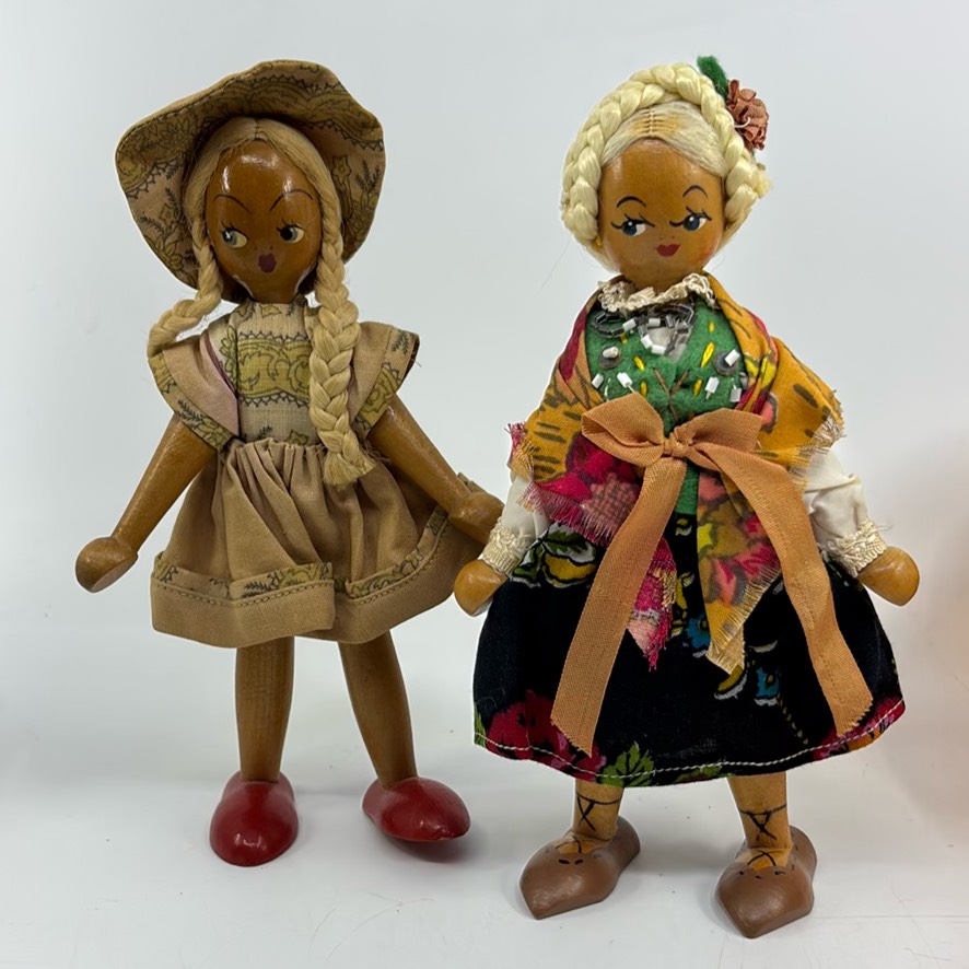 Vintage Polish Wooden Folk Art Peg Dolls 7.5”