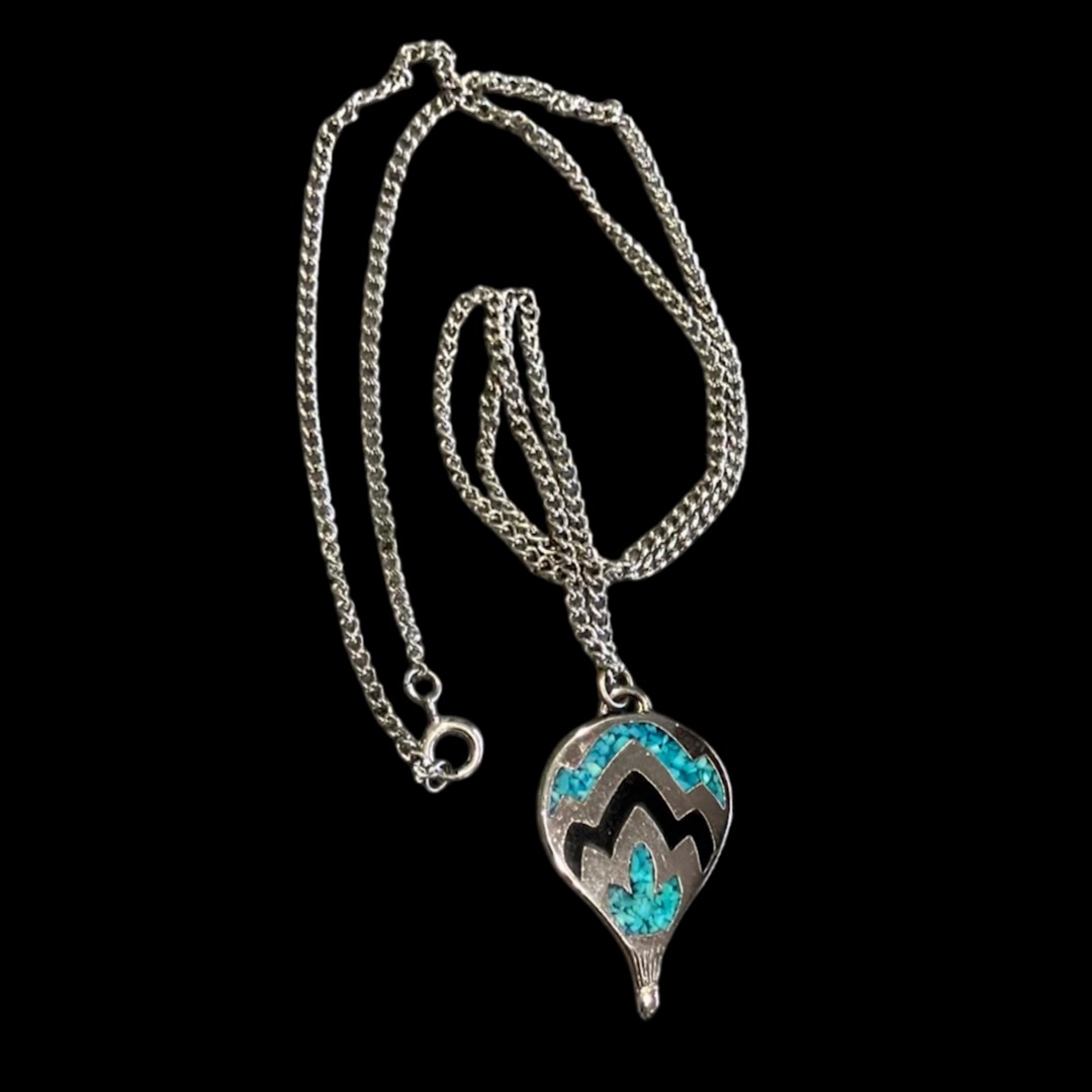 Cute Faux Turquoise Chip Inlay Style Hot Air Balloon Necklace
