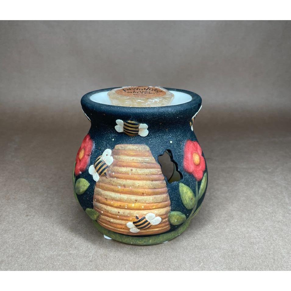 World Bee Day LANG Primitives Melting Pot Busy Bees with Flowers ...