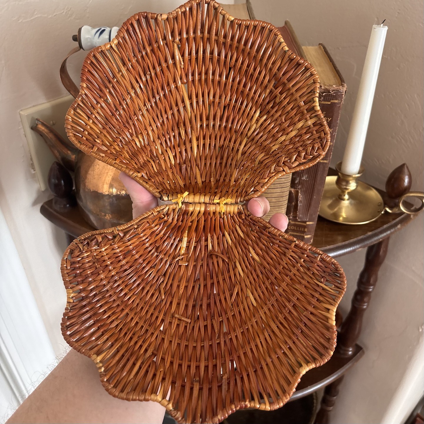 Vintage Wicker Clam Shell Hinged Tray