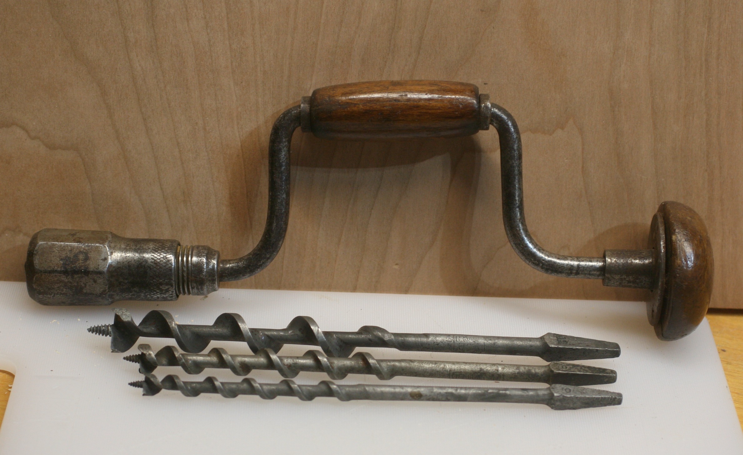 Vintage Brace w/ 3 Auger bits 3/4”, 1/2”, 3/8”
