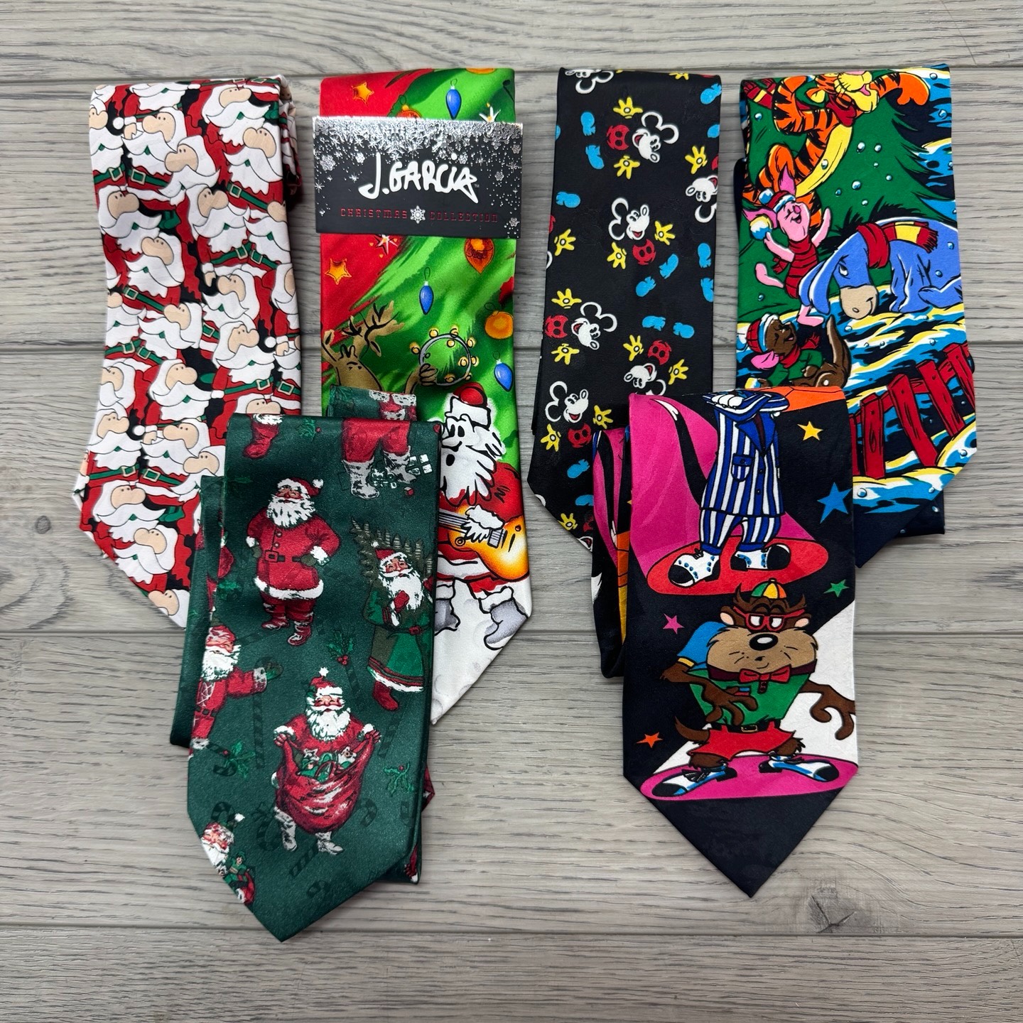 Character Tie Lot