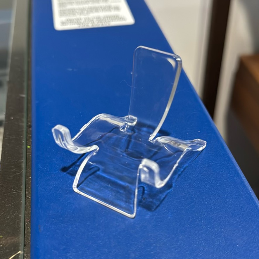 Medium Clear Plastic Stand Holder