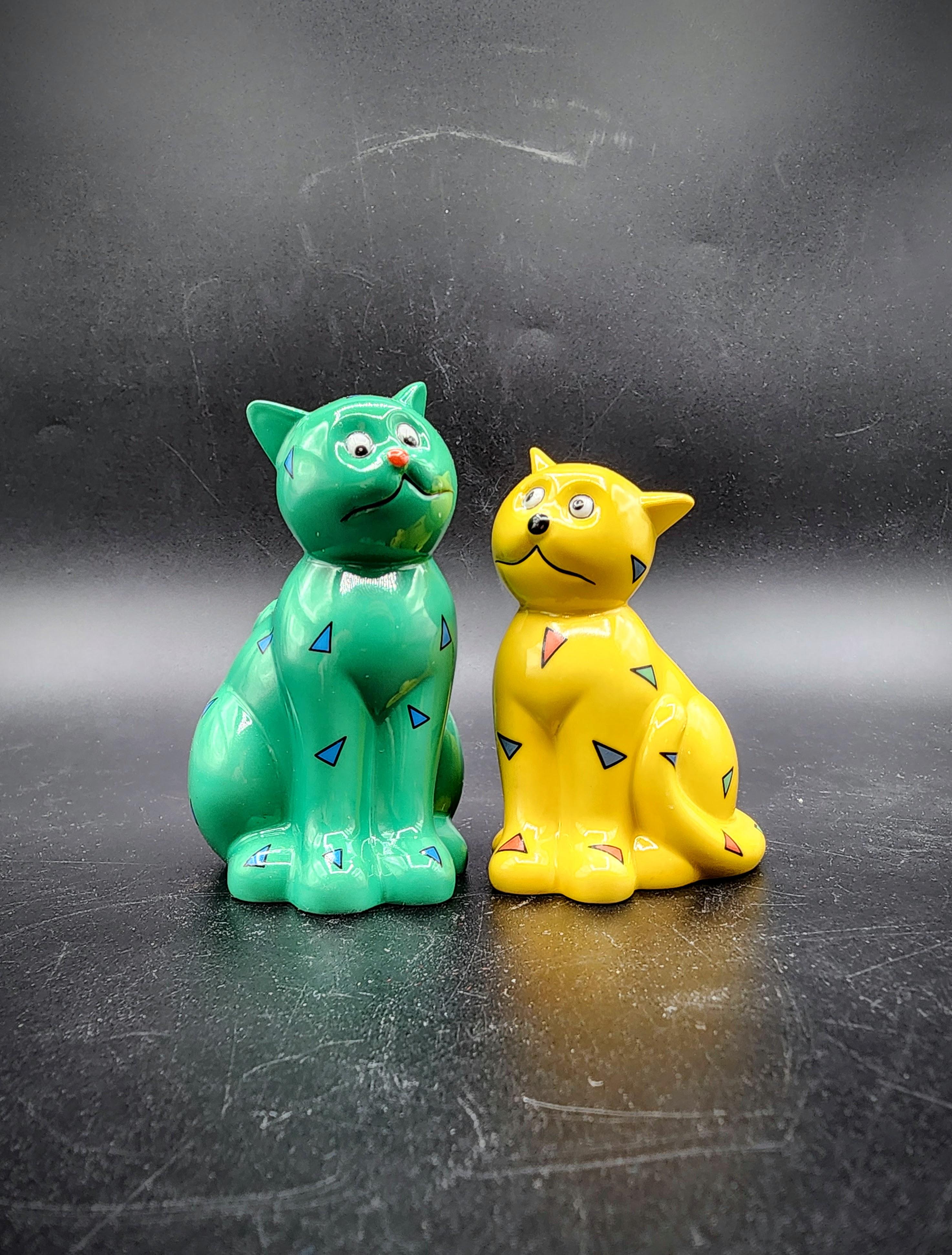 Vintage Hand Painted Funky Cat Salt and Pepper Shakers, Made by Kaiser ...