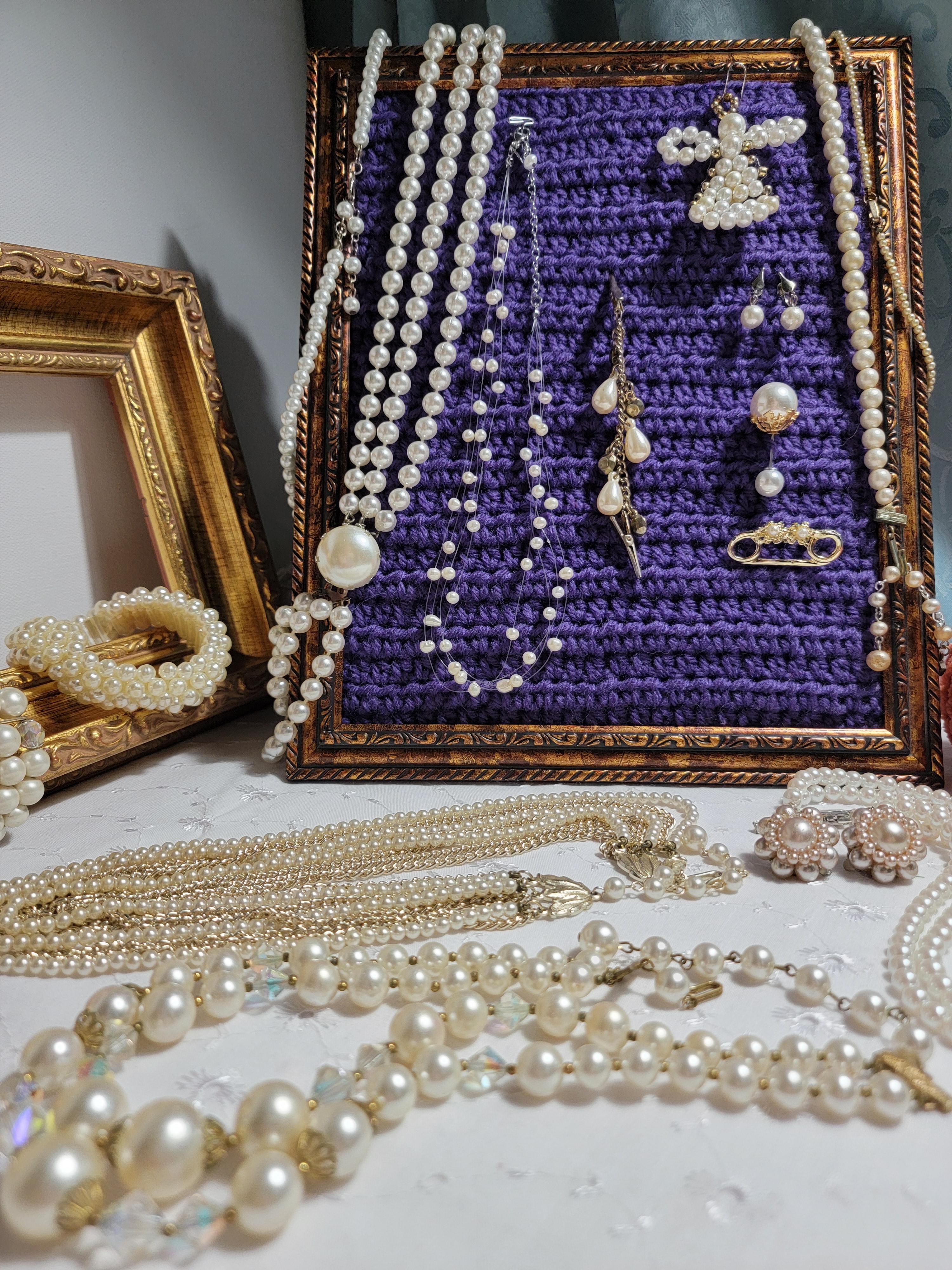 Vintage Pearl Jewelry Collection with Earrings, Necklaces, and Brooches