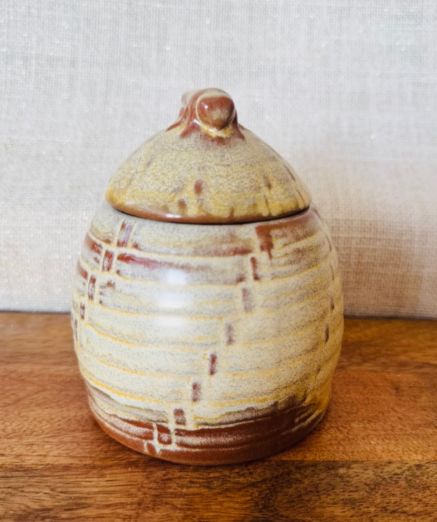 Frankoma Pottery Desert Gold Lidded Bee Hive Honey Pot #803 Size 5" X 3"