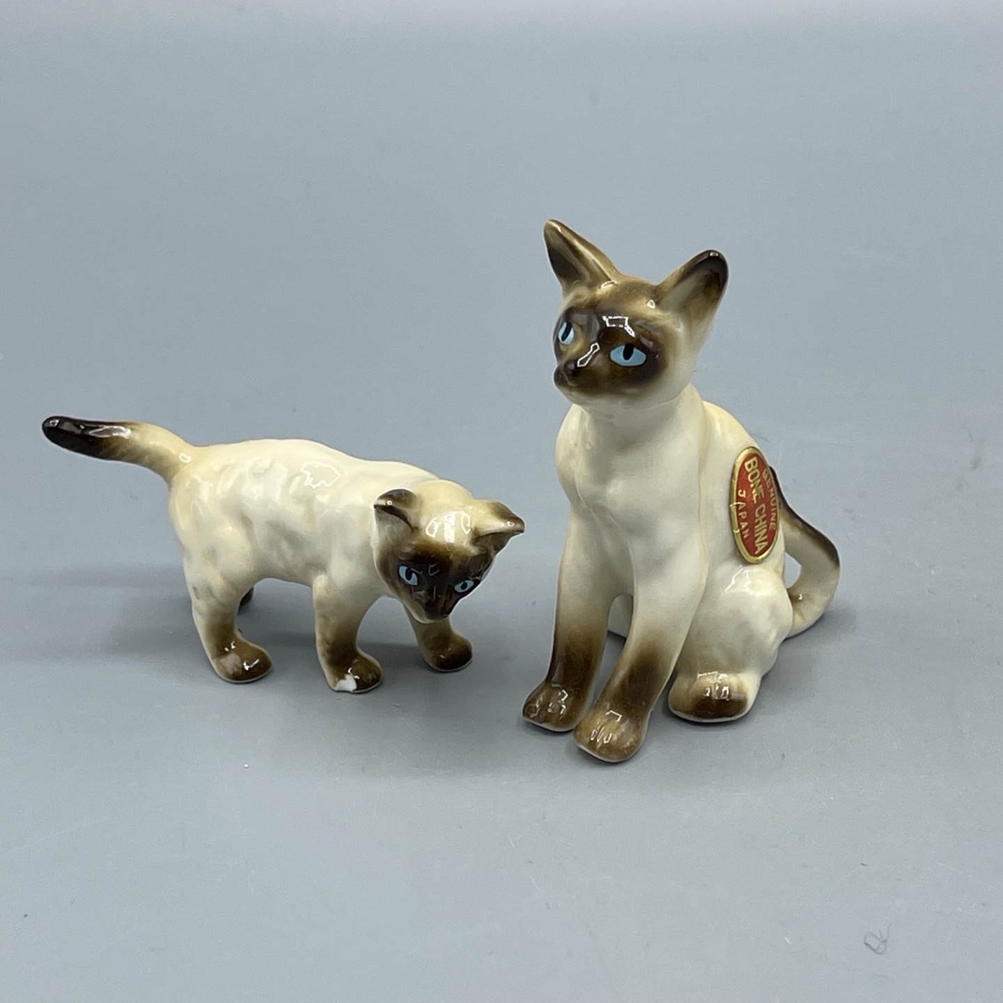 Bone China Siamese Sitting Cat & Standing Kitten