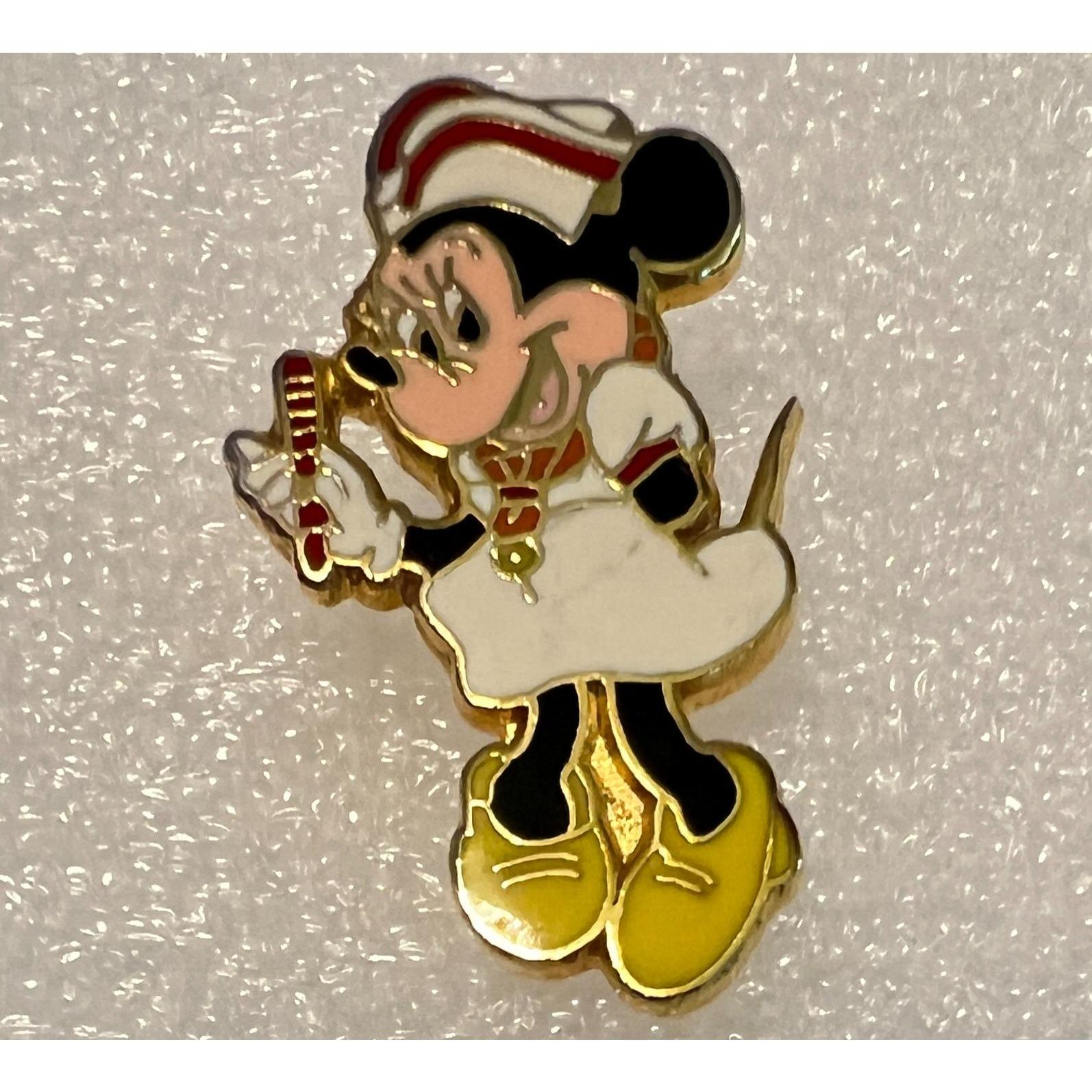Vtg Disney Minnie Mouse Nurse Hat Pin Badge Collectible Trade RN LVN PA ...