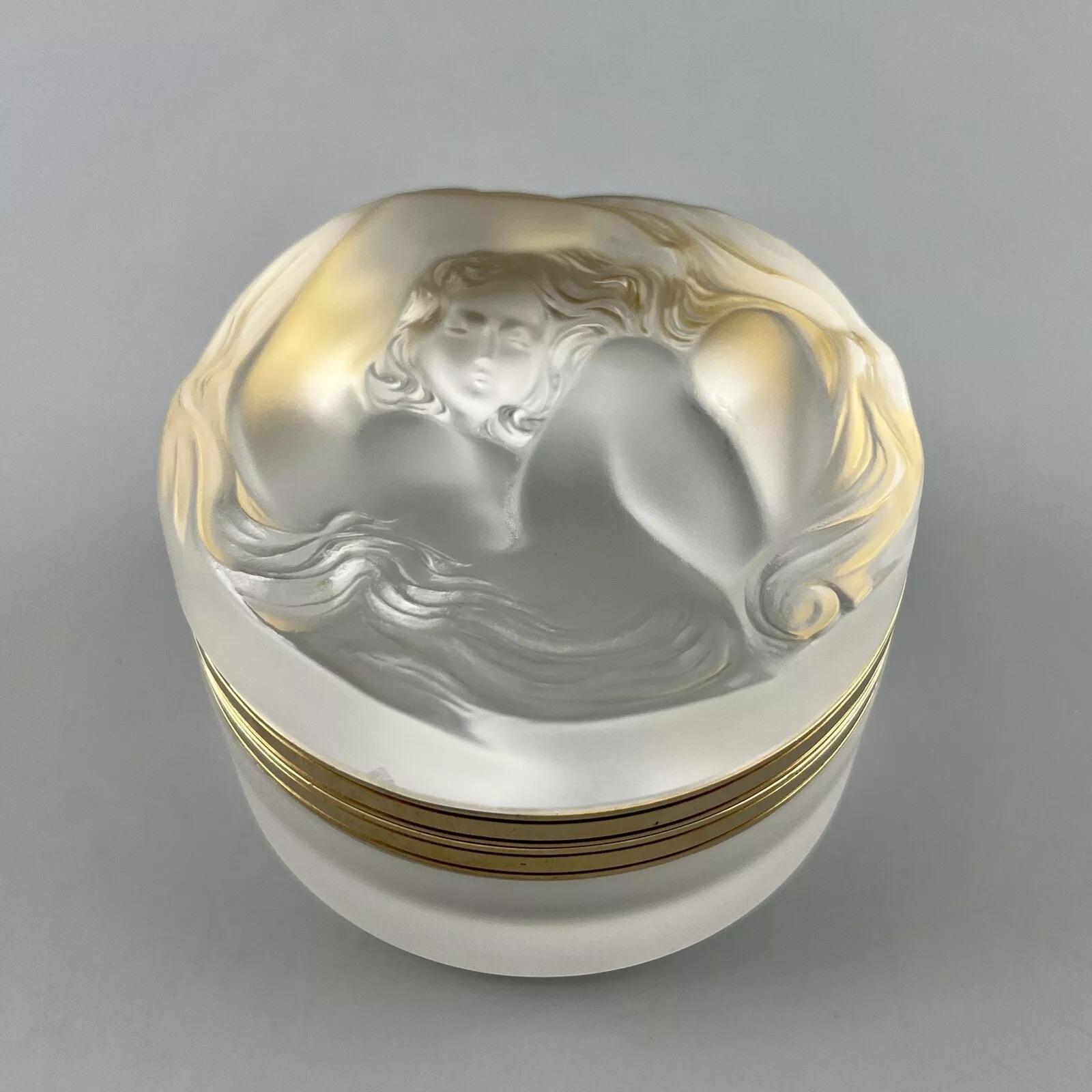 Lalique France Daphne Box Hinged Women Art Deco Round Vintage Trinket Box