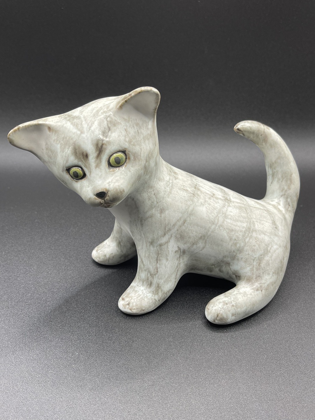 Artist Signed Edgecomb POD Pottery Cat