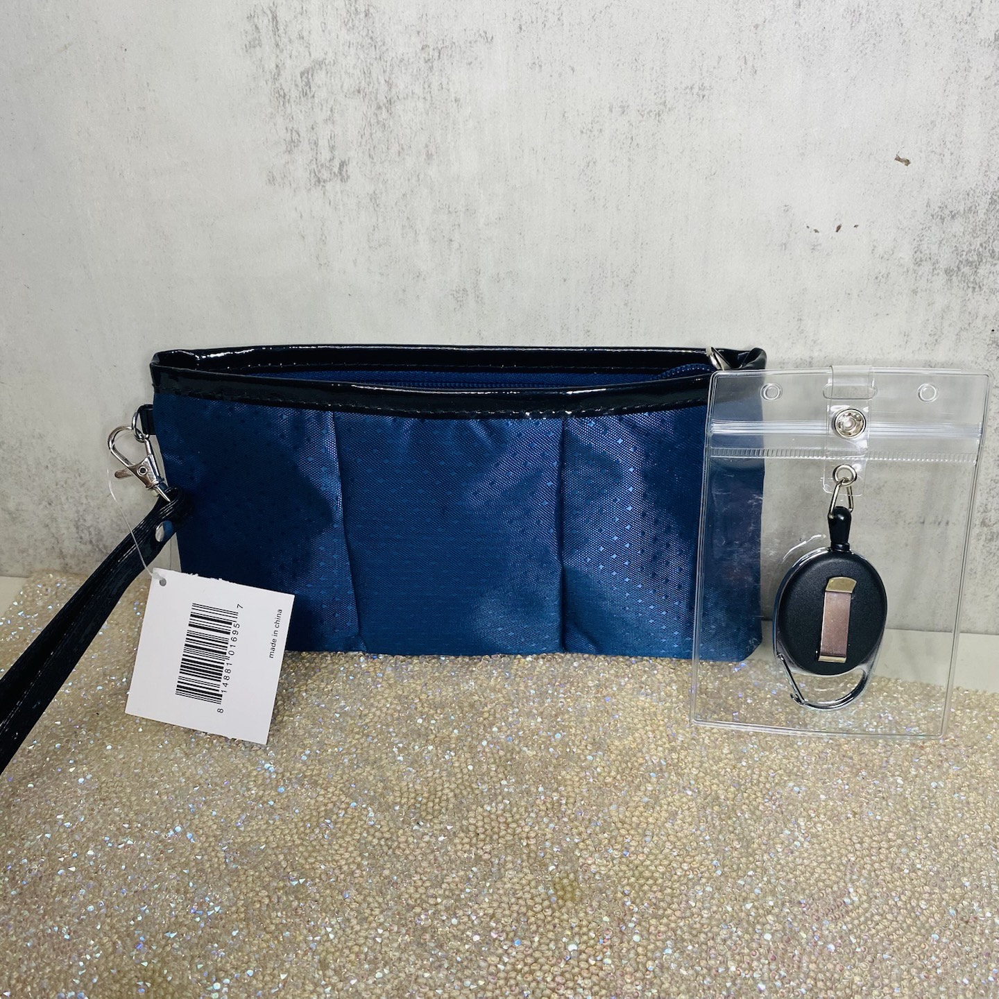 Macy’s Hand Wallet & ID Holder