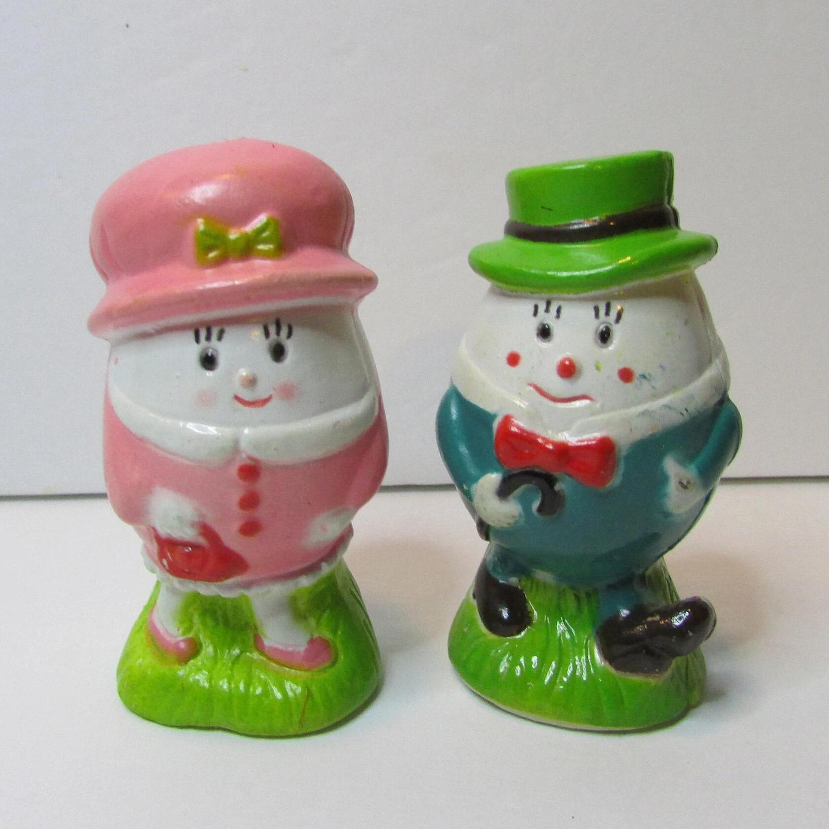 vintage plastic Mr and Mrs Humpty salt and pepper shakers egg couple