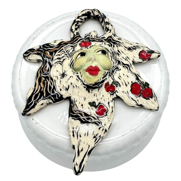 Anthropomorphic Hand Painted Ceramic Star w/ Spider & Web Apples ...