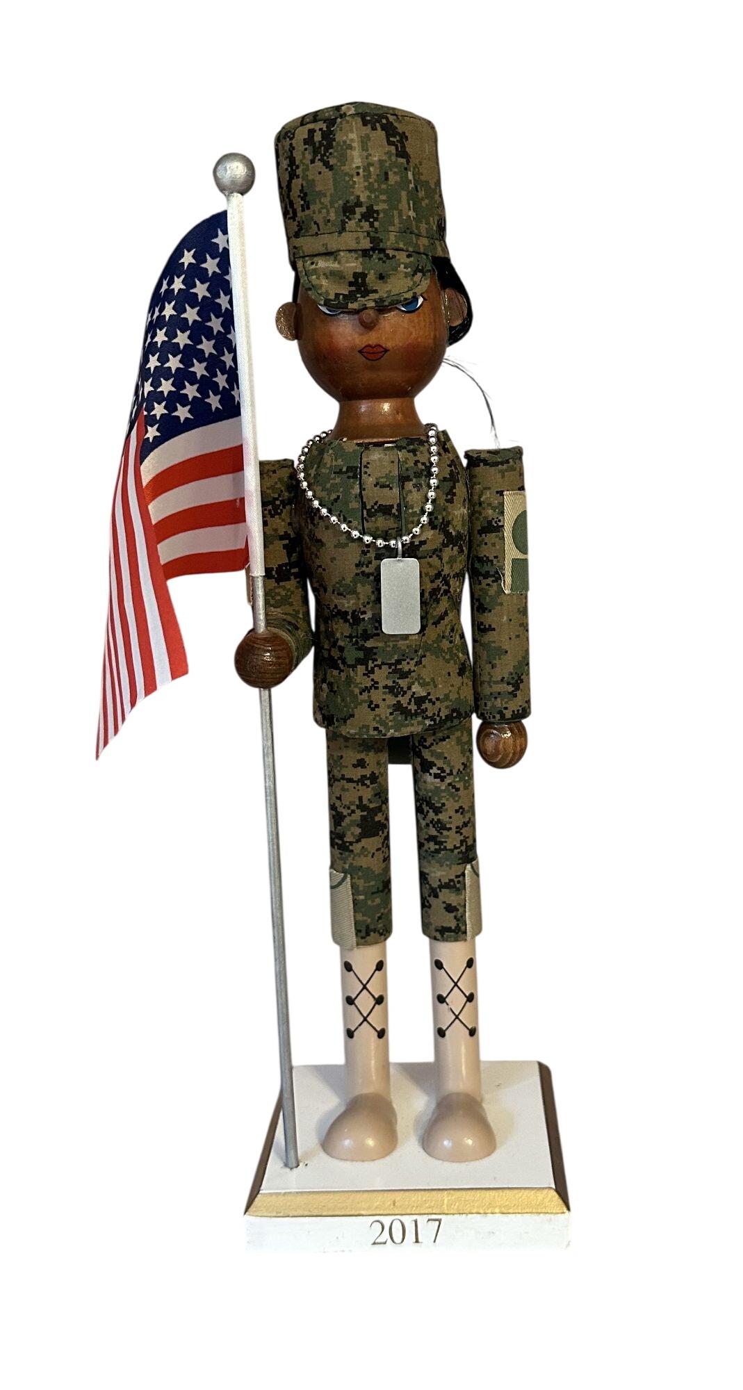 Nutcracker Female Soldier With United States Flag Military Wood ...
