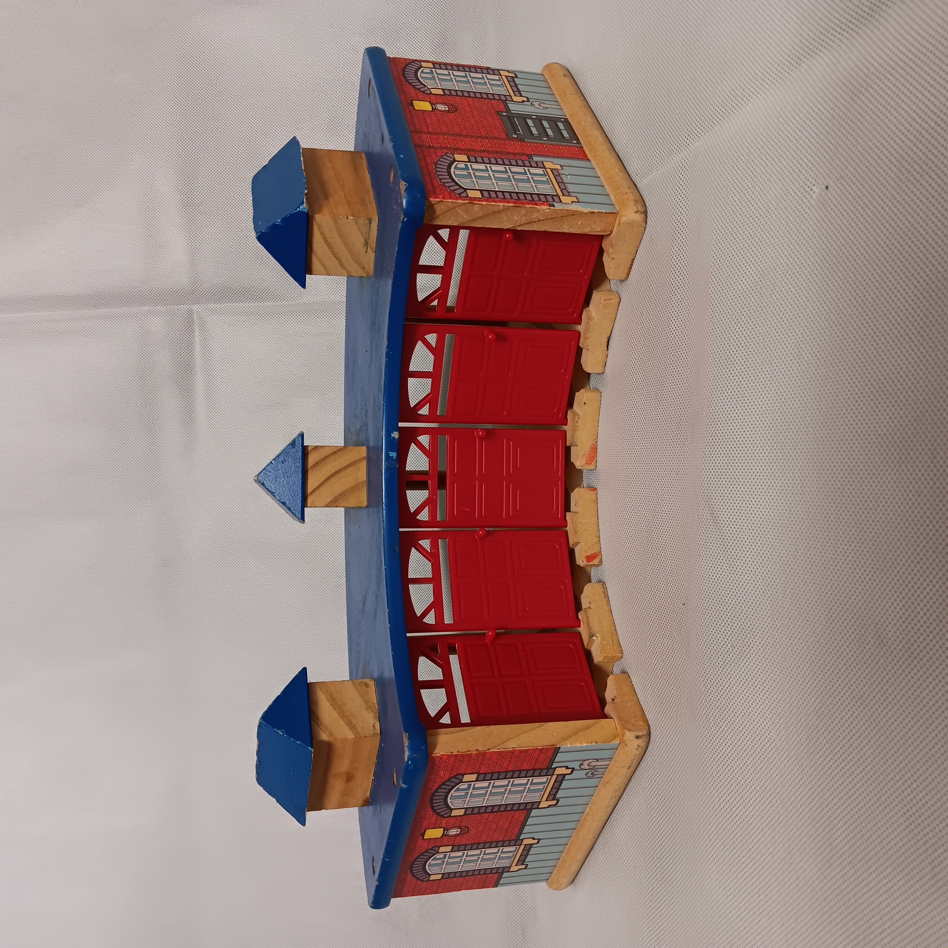 Geoffrey Train Locomotive Engine Round House 5 Bay Wooden Thomas Toys R ...