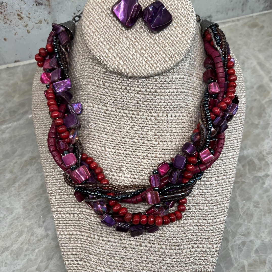 Purple Pink, Died MOP, Seed Beads, Crystal Beads, Wood Beads Necklace ...