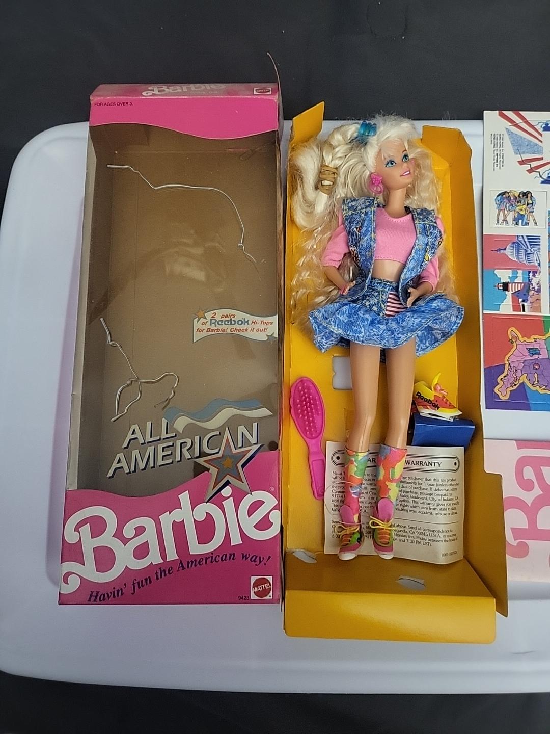 Barbie All American 9423 1991 Mattel (Used with Box and Accessories)
