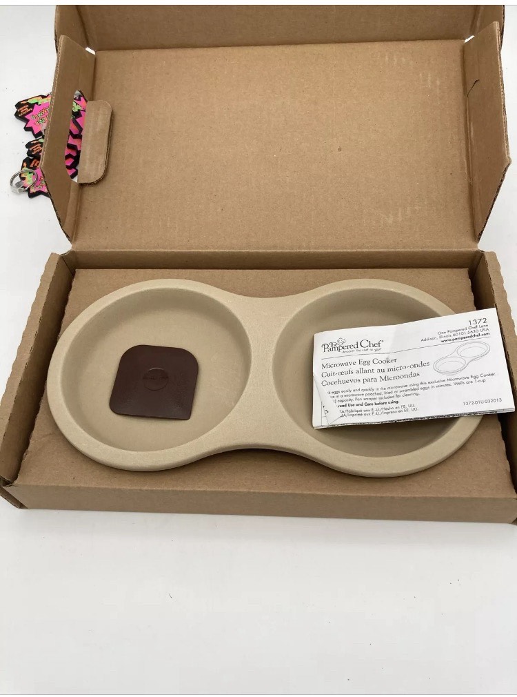 Pampered Chef Microwave Double Egg Cooker Stoneware #1372, NIB Made In USA