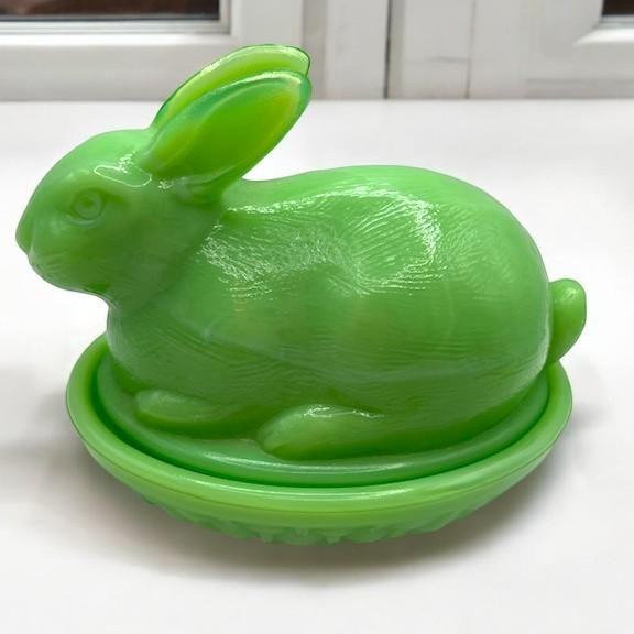 Vintage Green Slag Glass Rabbit On Nest - Smith Glass