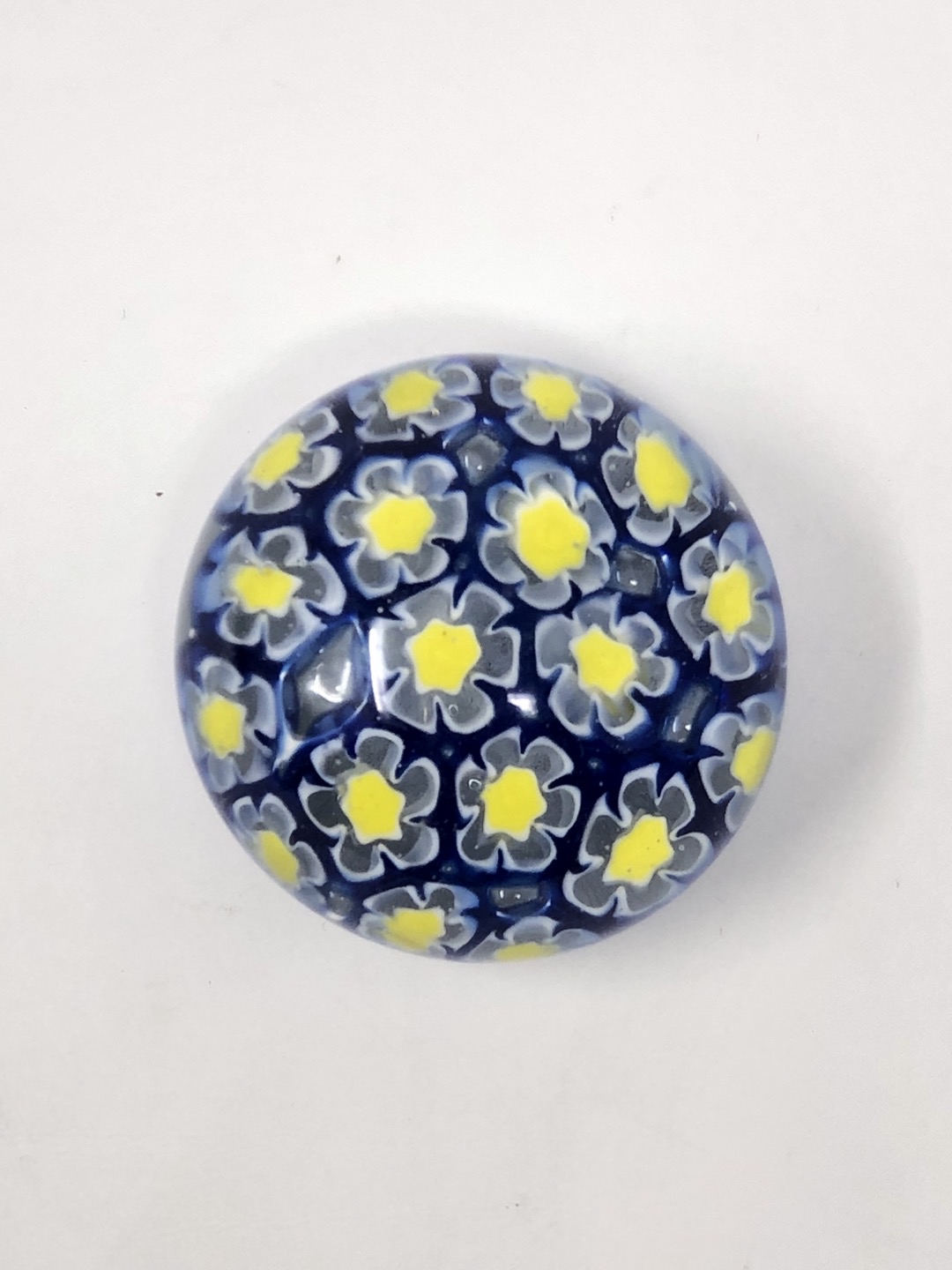 Daisy Blue Mini Art Glass Paperweight
