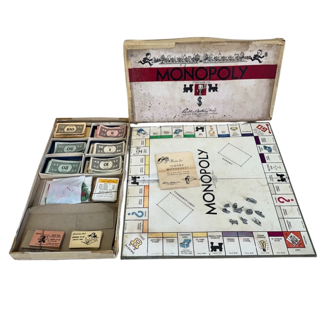 Vintage 1940s Parker Brothers Short Monopoly Game, With Board Complete Set