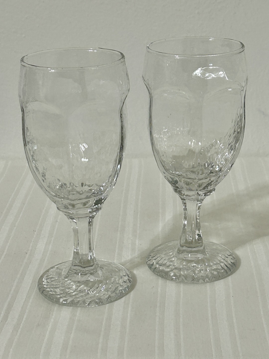 Set Of 2 Retro Libbey Chivalry Water Goblets 12 oz Wine Glasses ...