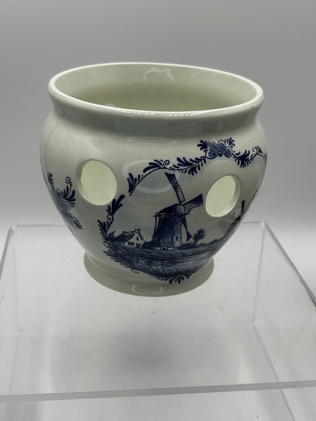 Delft Tulip Planter